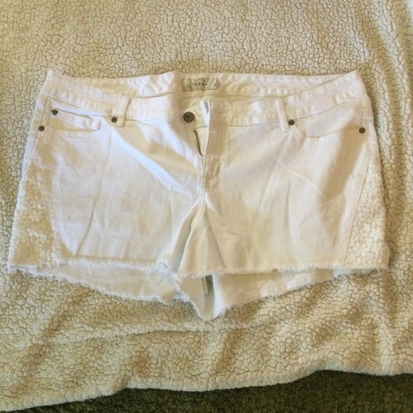 torrid | Shorts | Torrid White Denim Shorts With Lace Detail | Poshmark